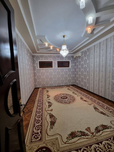 ПРОДАЕТСЯ ДОМ
на Дархане
ор: парк Тельмана
(Мирзо-Улугбекский район)