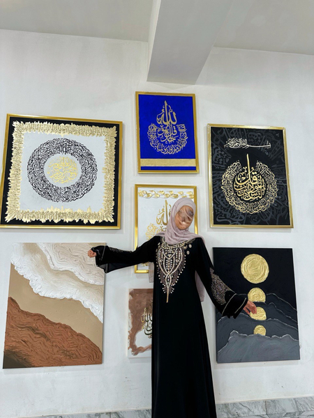 Oqshom Abaya liboslari