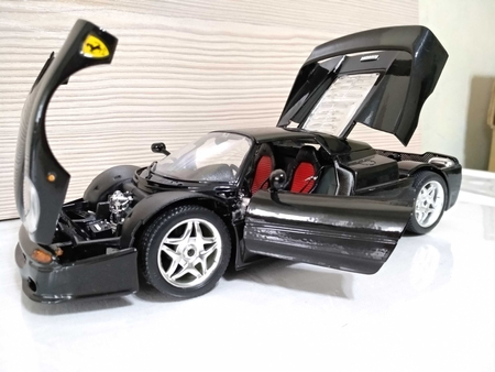 Моделька BBURAGO 1/18, FERRARI F50 Hard-Top