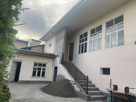 Qibrayda dacha hovli sotiladi