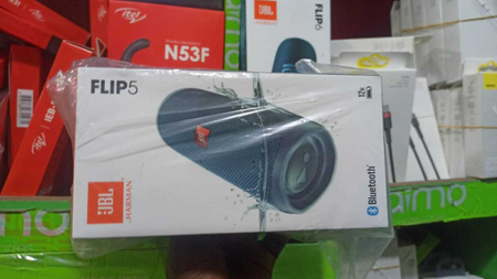 Продается новая колонка JBL FLIP 5