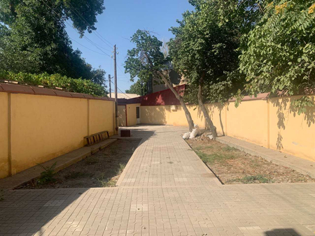 Продаётся Дом в Районе Бульвар 4.5 соток