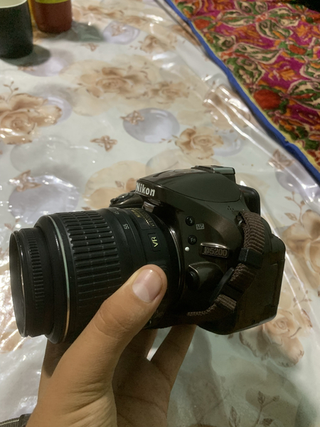 Nikon 5200 CAMERA