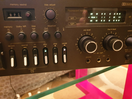 Продается кассетная дека Technics