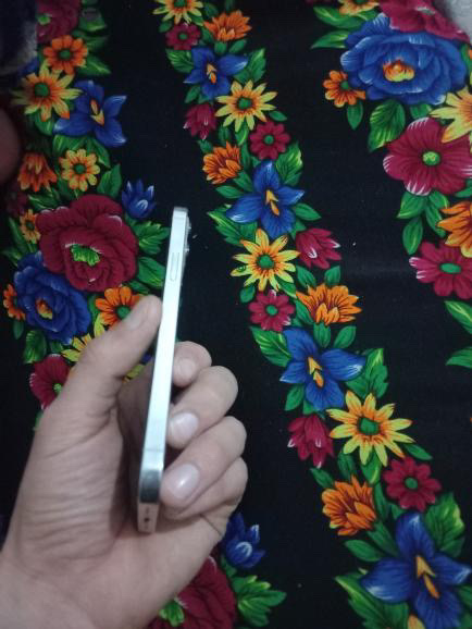 IPHONE 12 pro sotiladi 256  85