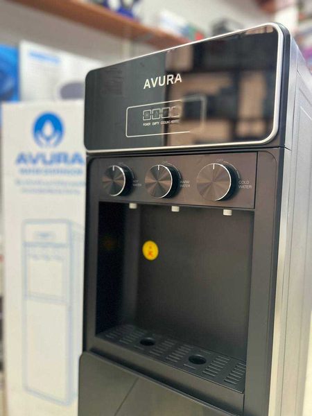 Кулер для воды с нижней загрузкой от AVURA.