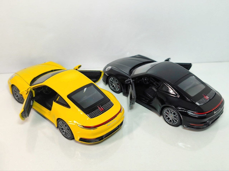 Porsche 911 Carrera 4S оригинал Железная машинка масштабная - Доставка