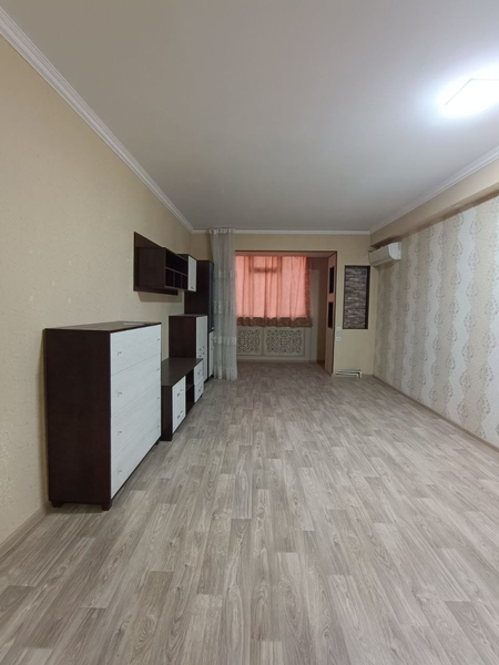 Юнусабад 2кв. 1ком квартира с ремонтом