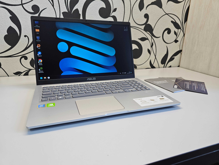 ПРОДАМ Asus X515J Ноутбук Видеокартой QuadGold-6805/12GB/256SSD/MX130.
