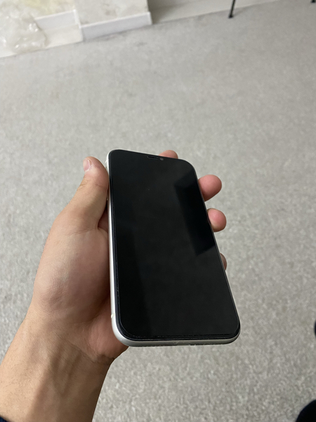 iPhone 11  64Gb
