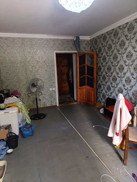 Продаётся 4-х комнатная квартира на массив Строитель