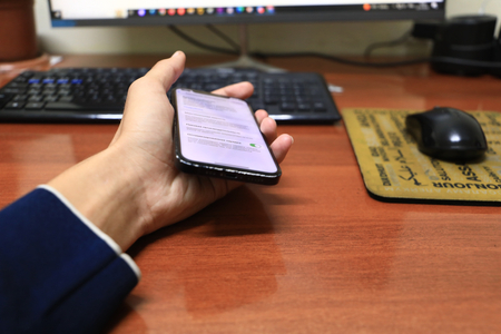 Iphone 12  128 talik qora