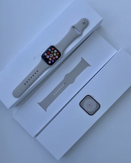 Apple Watch 8 41 mm Starlight