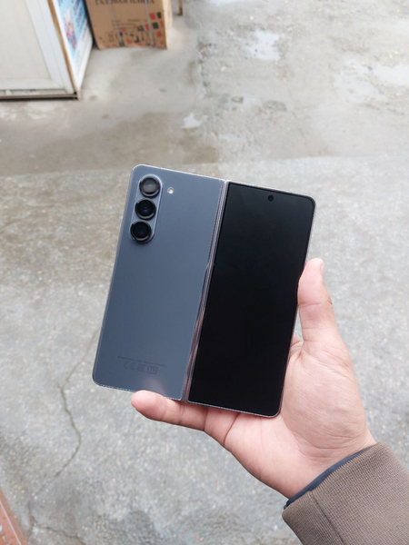 Galaxy Z Fold5+ Vitnam