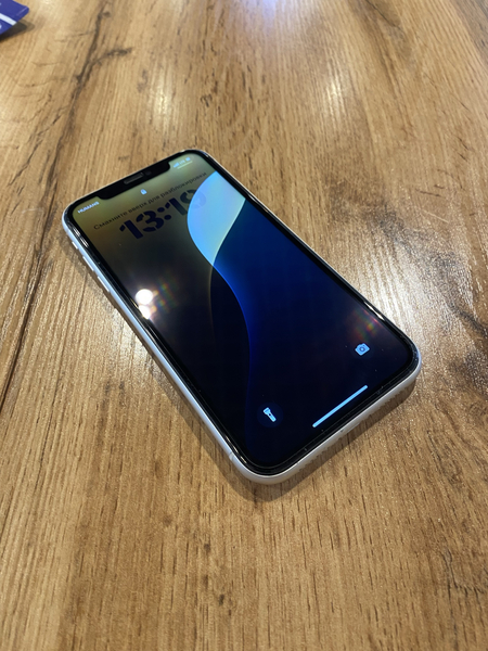 iphone 11 kh/a сотилади