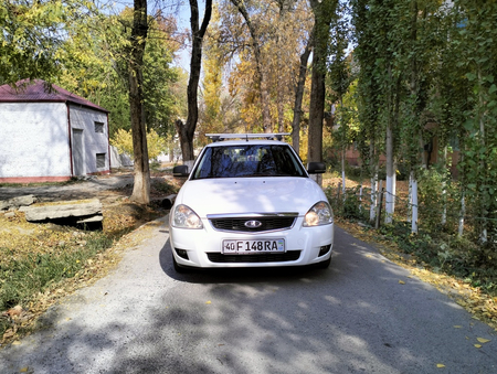 Lada Priora 2 SE Lux universal