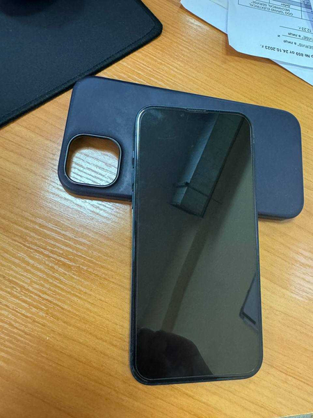 Iphone 14 plus 128 Midnight single sim ёмкость: 100%
