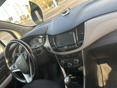 Tracker Premier 1, пробег 50 тыс, цена 15500 уе