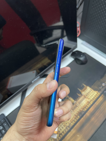 Srochno Redmi 7A - 2/32gb blue