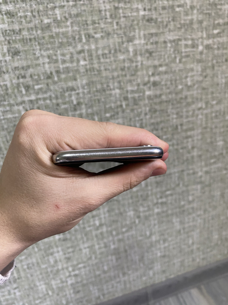 Iphone X ideal sotiladi