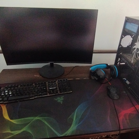 PC sotiladi 6mln