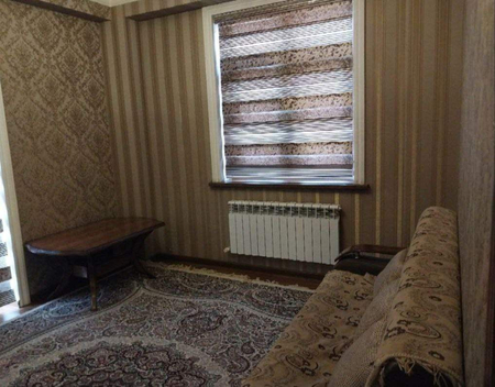 Olmazor tumani 2 xonali xamma sharoitlar bor 500$ lubboyiga navastroyk