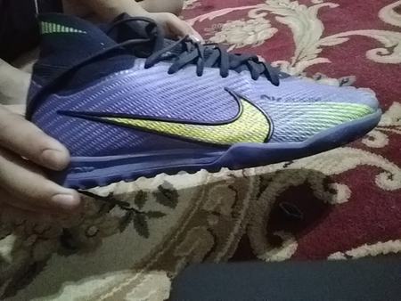 Сороконошка Nike AIR Zoom va Adidas predator DemonSkill