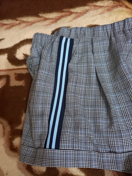 Продам женские шорты