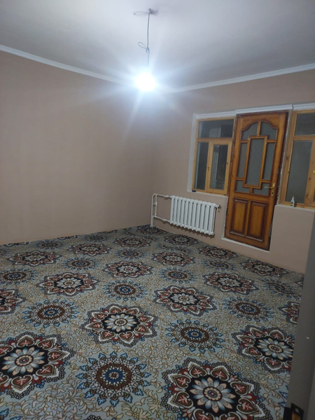 1 хонали квартира кадышева метро 2  3 уртасида
