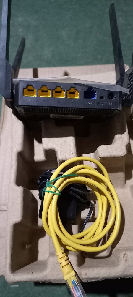 Wifi sotiladi xolati zur