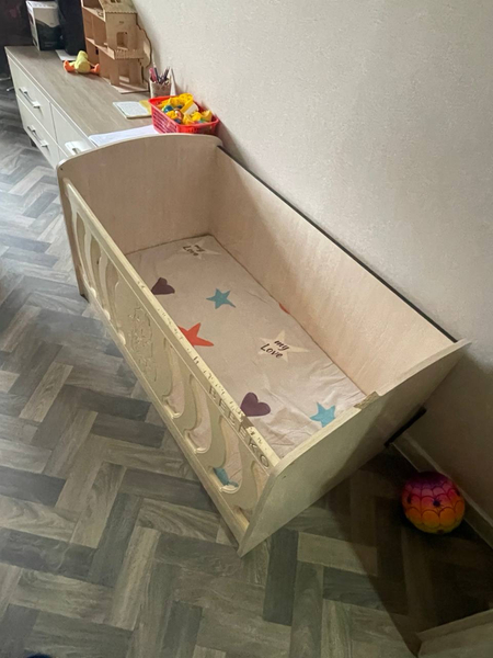Продается детская кроватка