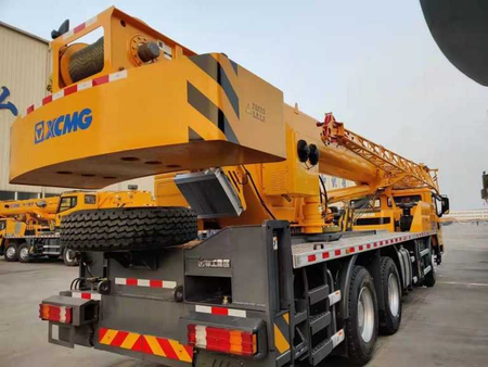 Услуга и аренда кран XCMG 30 тонн