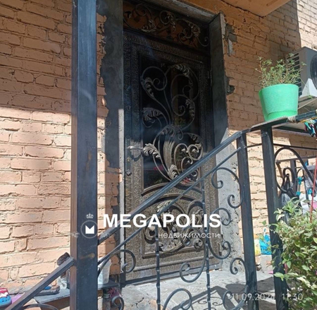 -Мукими Хамза Метро 1/1/4 Мебель и Техника Проадется квартира