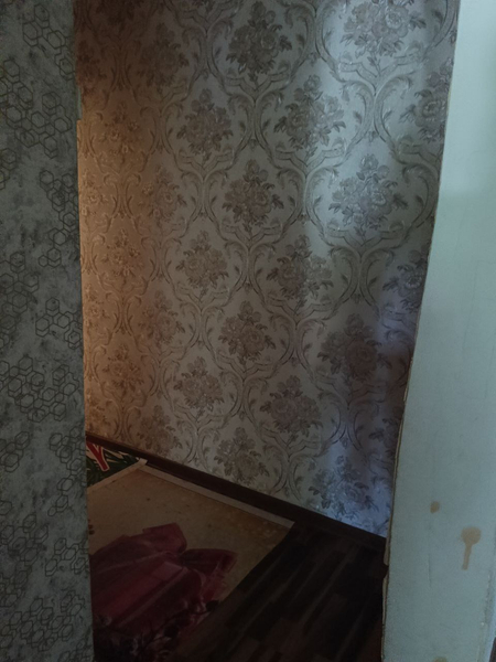 Арендага берилади 2 хона 1 этаж Партсезда.Агентство