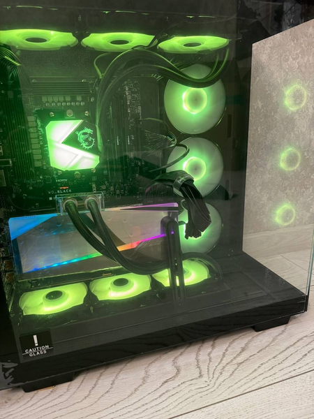 Продам Игровой Компьютер Ryzen 7 7700X b650 RX6900Xt