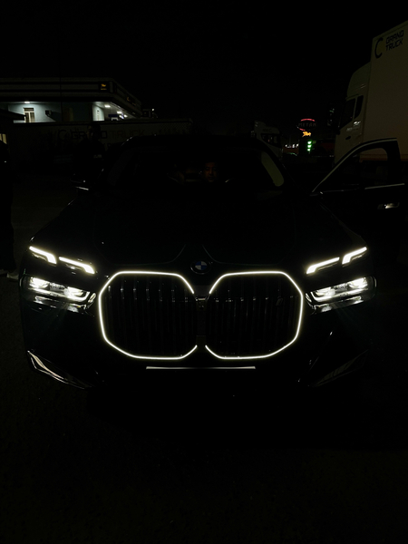 Bmw i7 bez probeg qora tayor
