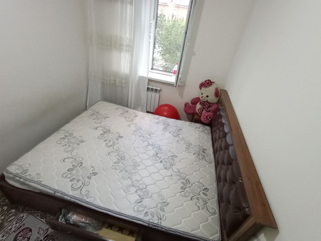Кровать для спальни