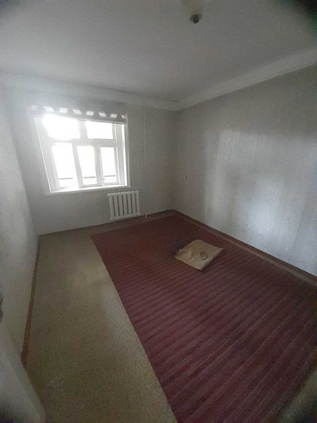 Продам квартиру на метро Чиланзар 2/2/4, 2х6 балкон, кирпич