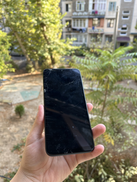 Redmi 7 ekran singan