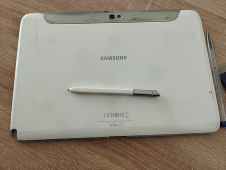 Срочно продаются Samsung galaxy tab 10