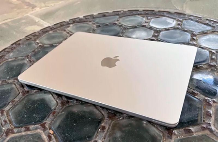 Macbook Air 15 m2 (512/8)
