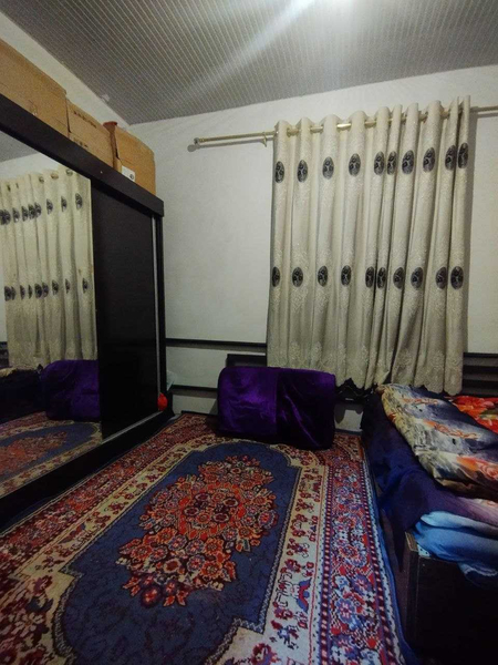 От Сергели 6км.Лайлак махалля.Продам 4 комнатный дом на 3.4 сотках.