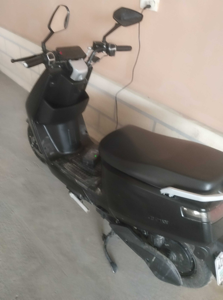 Elektro Skuter sotiladi