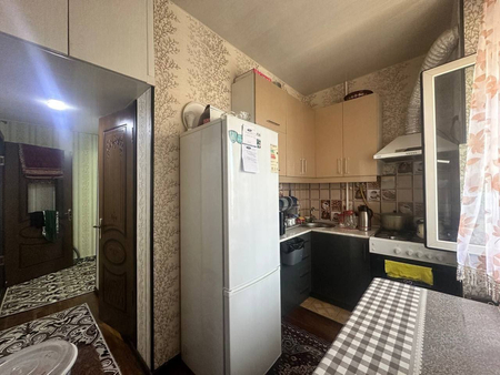 Юнусабад 19кв  1а2/5/5 Общ пл40м² Балкон 2*3м²