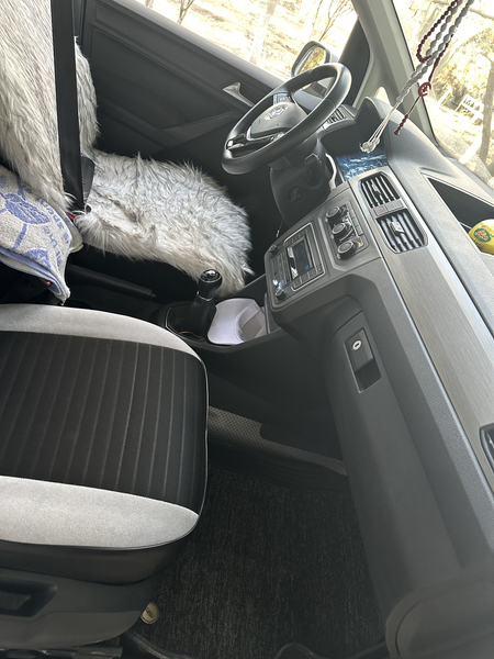 Wolsvagen caddy 2022 yil