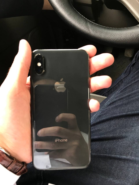 iPhone X.