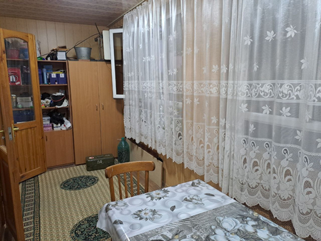 Чирчикда  3хонали кв сотилади