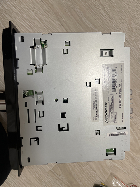 Продается автомагнитола Pioneer FH-XL555UI в отличном состоянии новая