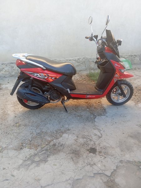 Скутер 150сс Bws-r