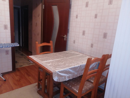 Срочно Юнусабад 10 квартал 2 хонали ижарага берилади